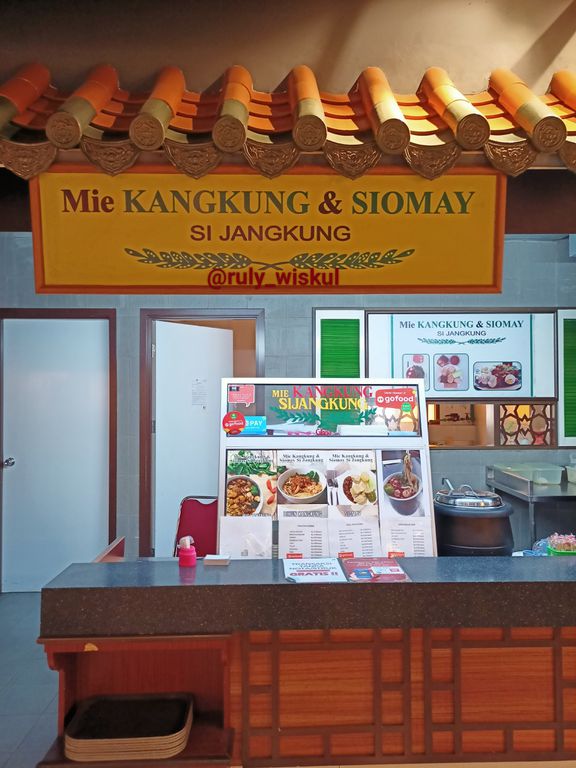 Enak Review Ruly Wiskul Di Restoran Mie Kangkung And Siomay Si Jangkung Glodok