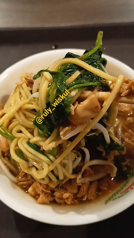 Enak Review Ruly Wiskul Di Restoran Mie Kangkung And Siomay Si Jangkung Glodok